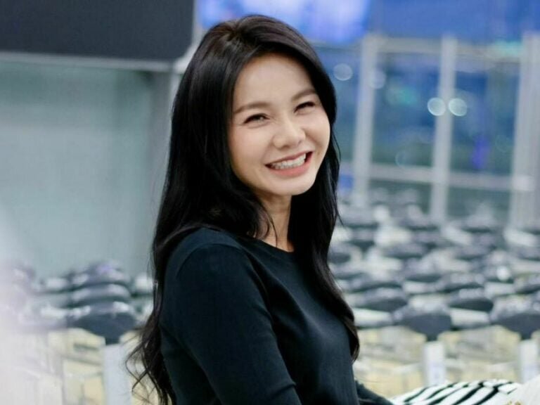 Tai Orathai, Thai folk singer takes Korea by storm - Thailand News ...