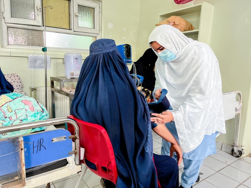 Taliban Enforce Burka Rule for Women Entering Herat Hospitals - World ...
