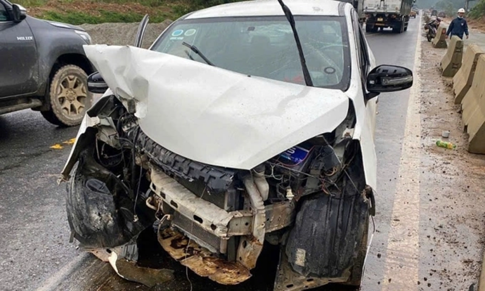 Grandfather's Nap Causes Fatal Crash on Vietnam Expressway - Vietnam ...