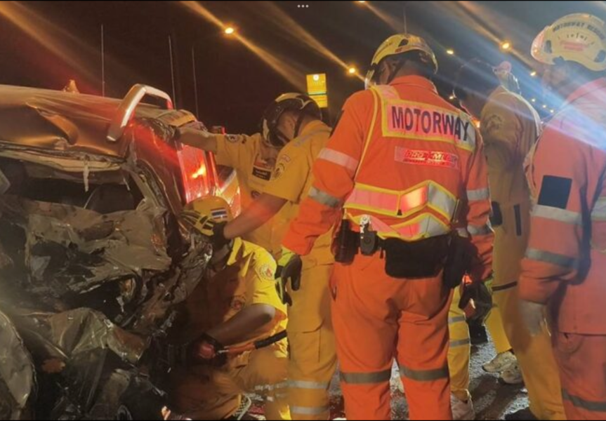 Pickup Crashes Into Lorry on Motorway 7, Killing Four - Pattaya News ...
