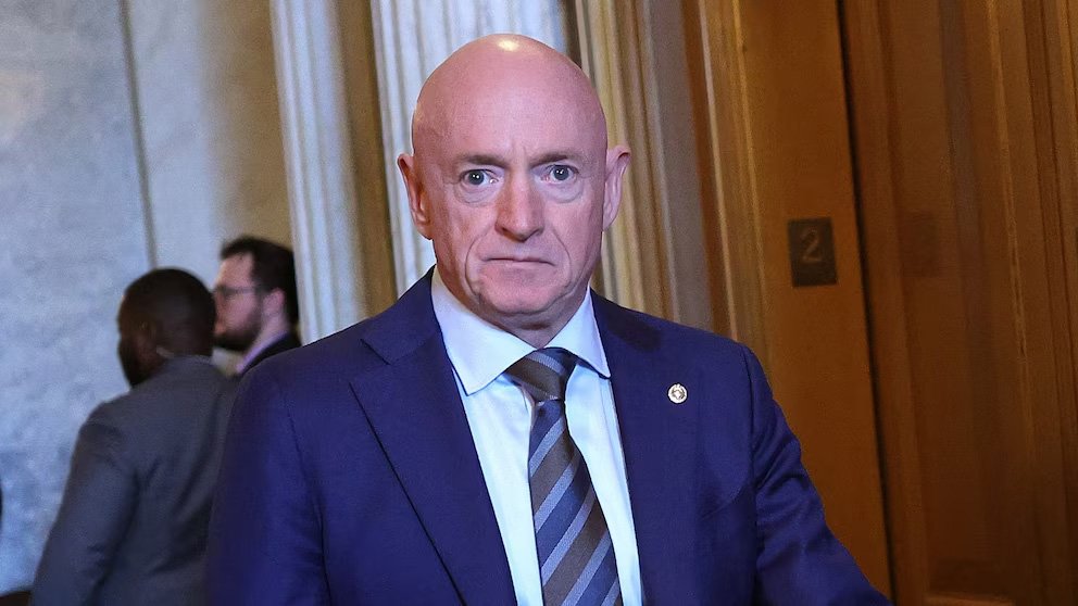 Sen. Kelly Sues Pete Hegseth Over Military Censure - World News ...