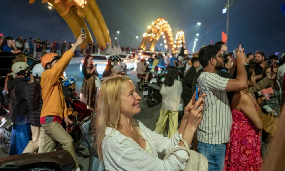 Vietnam Sets Goal for 50 Million Tourists Each Year by 2030 - Vietnam ...